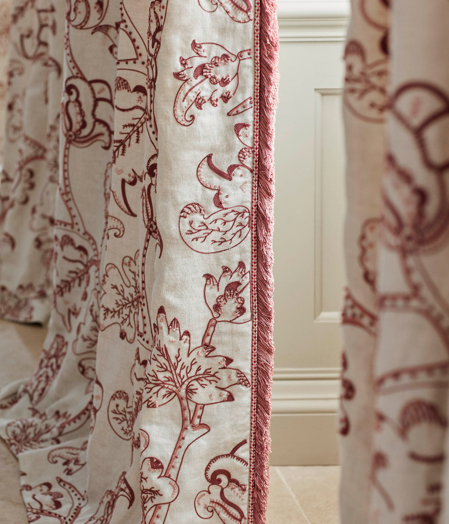 Jester Piping Morandi Grey - James Hare